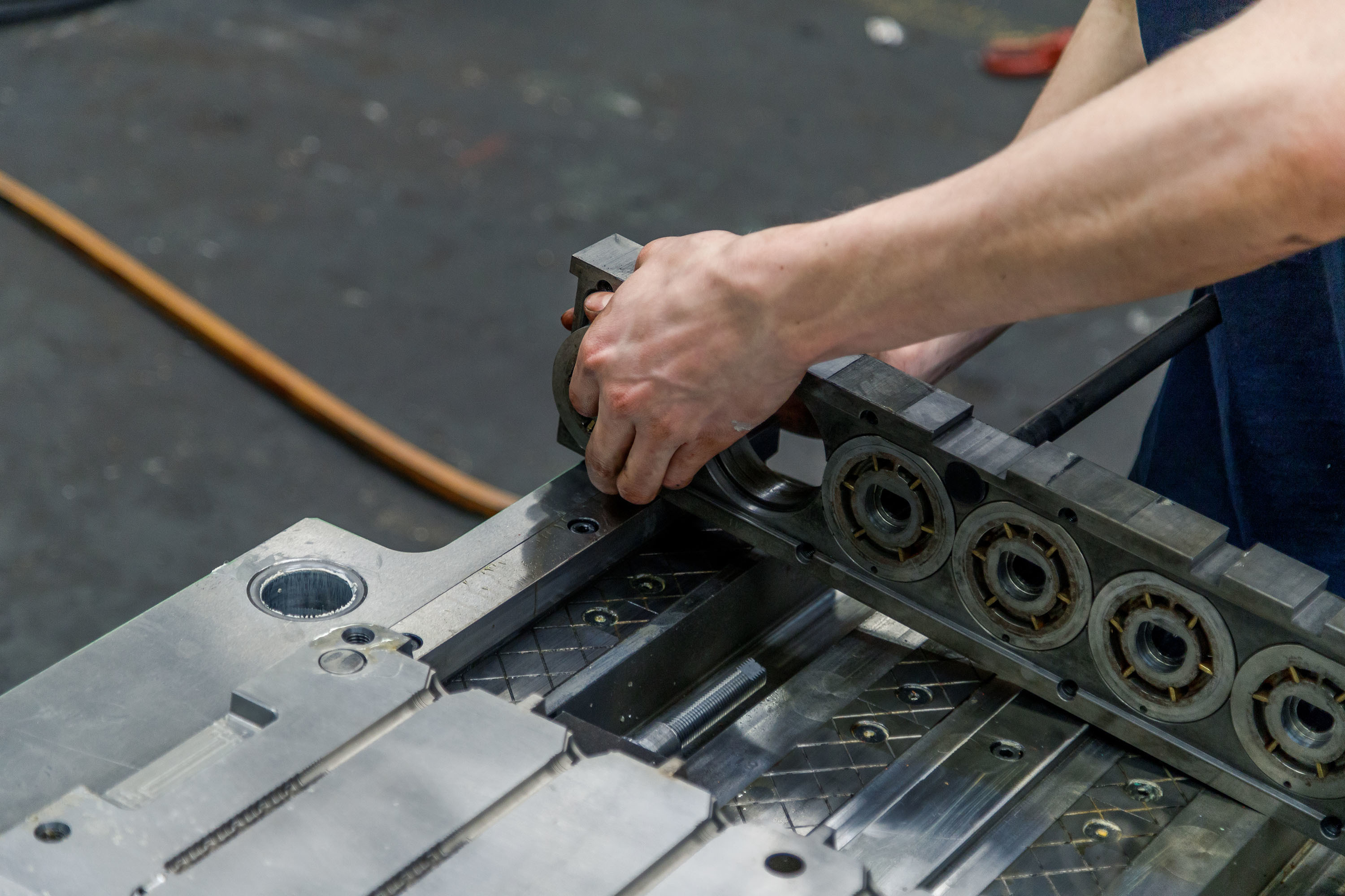 Was sind Gussformen? | Didak Injection